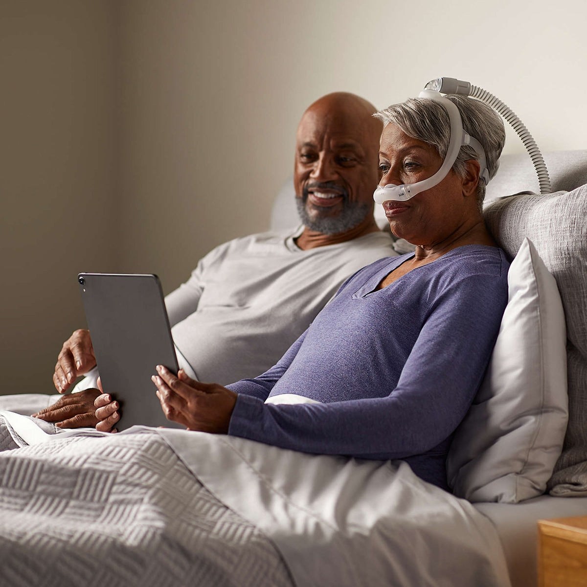 DreamWear Silicone Nasal Pillow CPAP/BiPAP Mask with Headgear – CPAPXchange